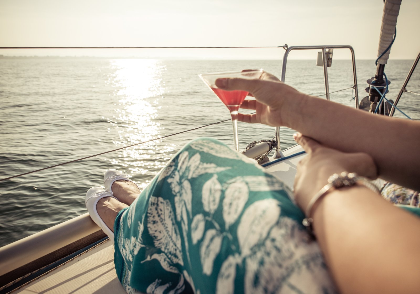 Best Sunset Dinner Cruises in Hawaii (2026 Guide) | Hawaii Guide